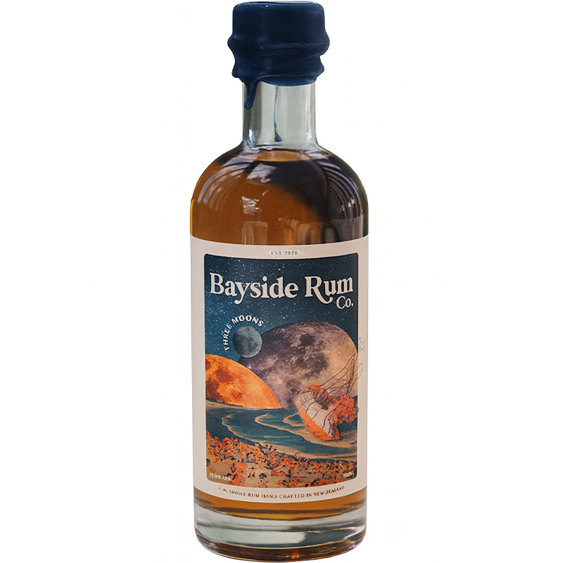 Bayside Three Moons Rum 700ml – Easy Tiger