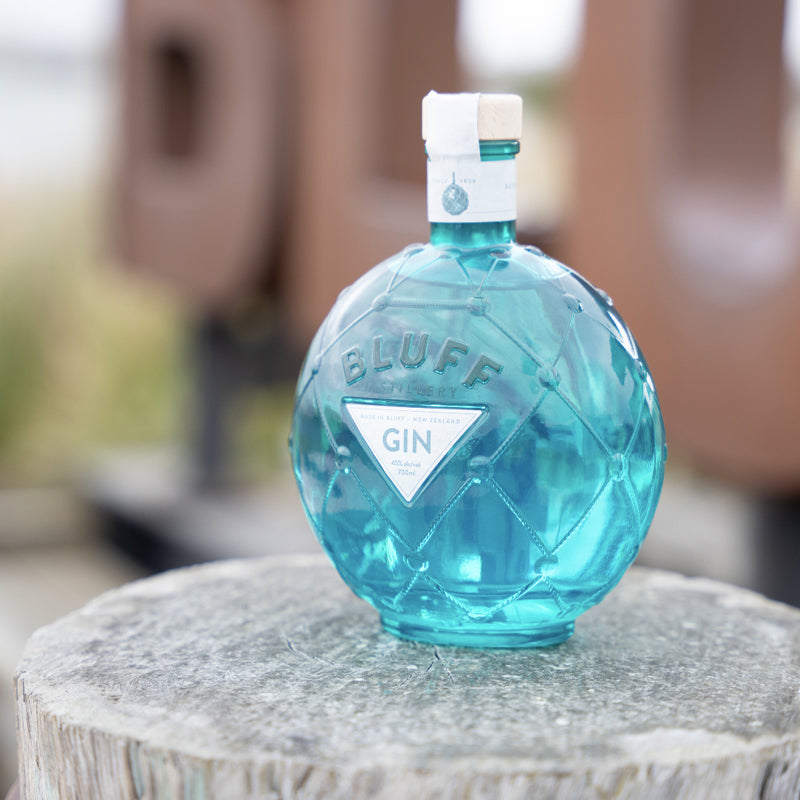 Bluff Distillery London Dry Gin 700ml – Easy Tiger